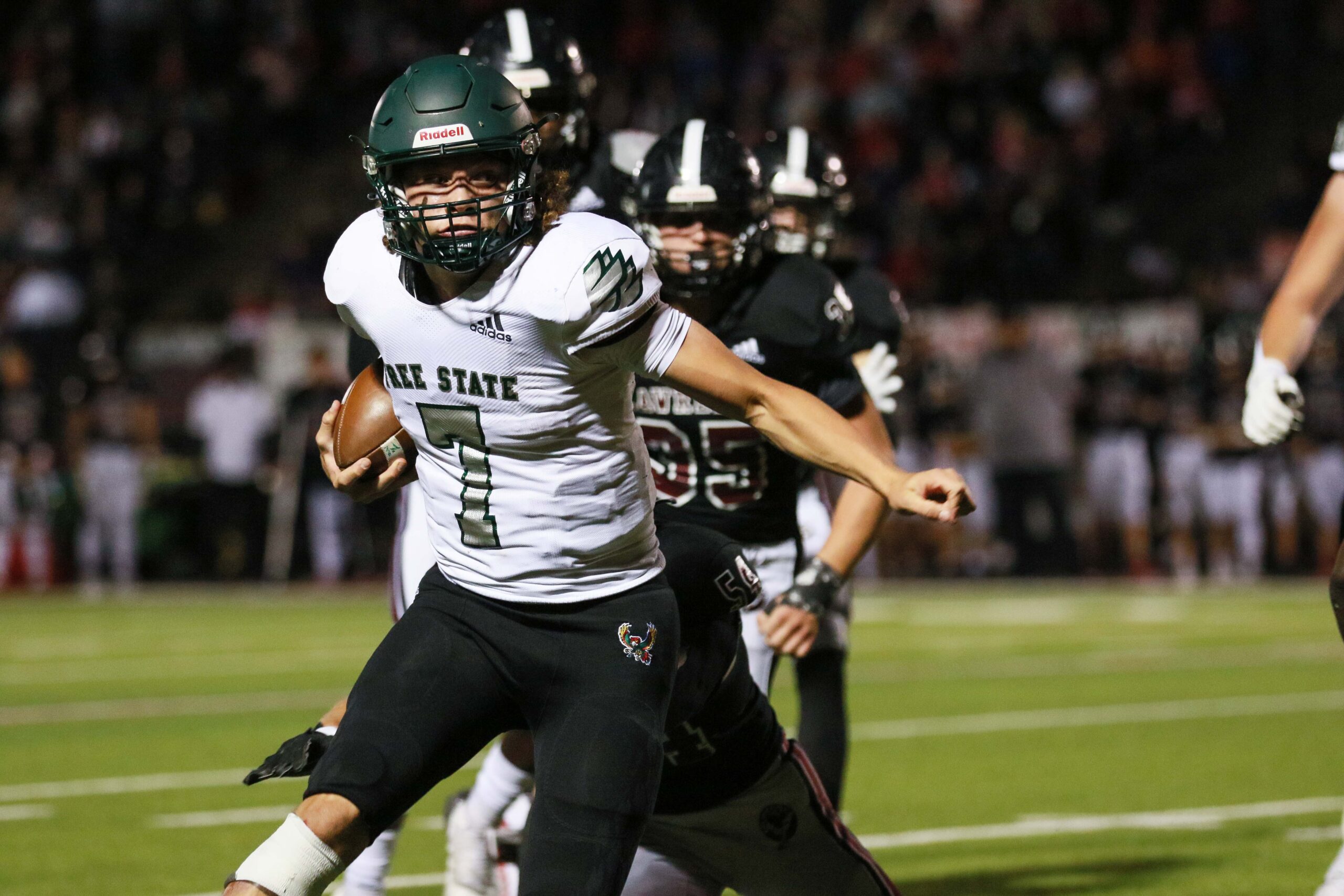 Preview: Dual-threat QBs will be on full display when LHS meets ...